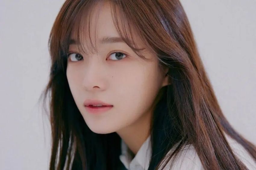 5 Potret Cantik Kim Se Jeong, Bintang Drama Korea Brewing Love - Ruang ...