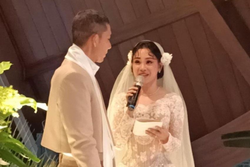 Andien dan Ippe Rayakan Satu Dekade Pernikahan Penuh Romansa di Kencana ...