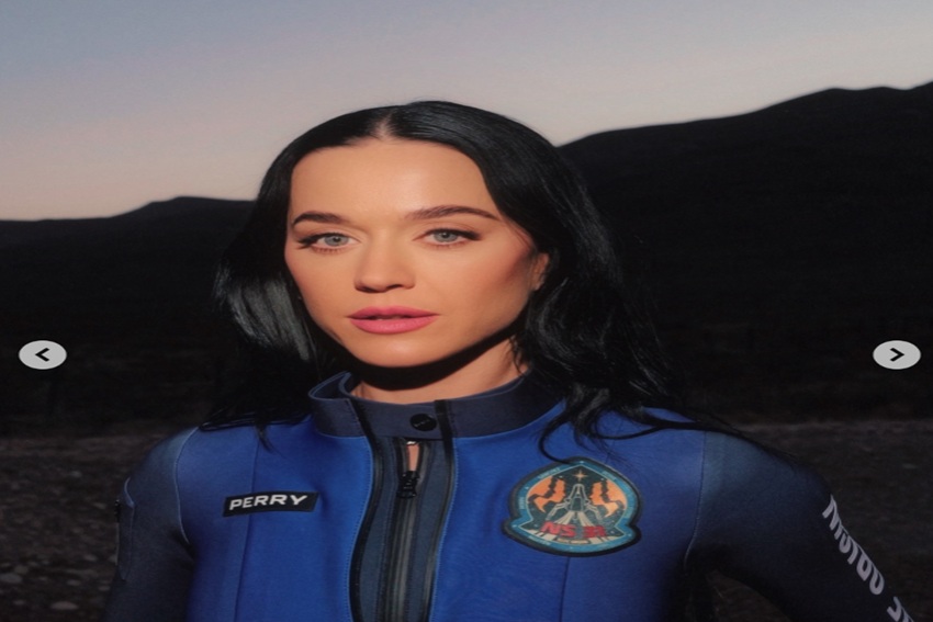 Katy Perry Siap Terbang ke Luar Angkasa Bersama Tim Perempuan dengan ...