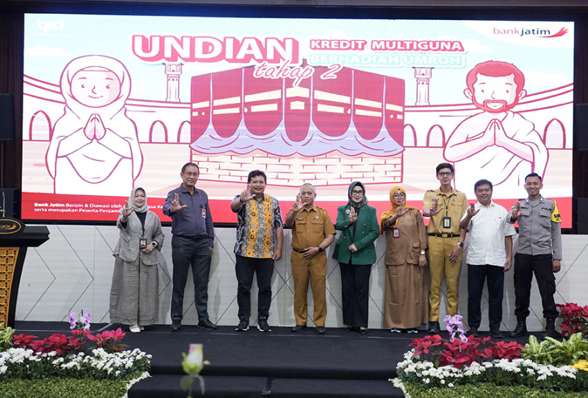 Bank Jatim Gelar Pengundian Kredit Multiguna Berhadiah Umrah - Ruang Bibir