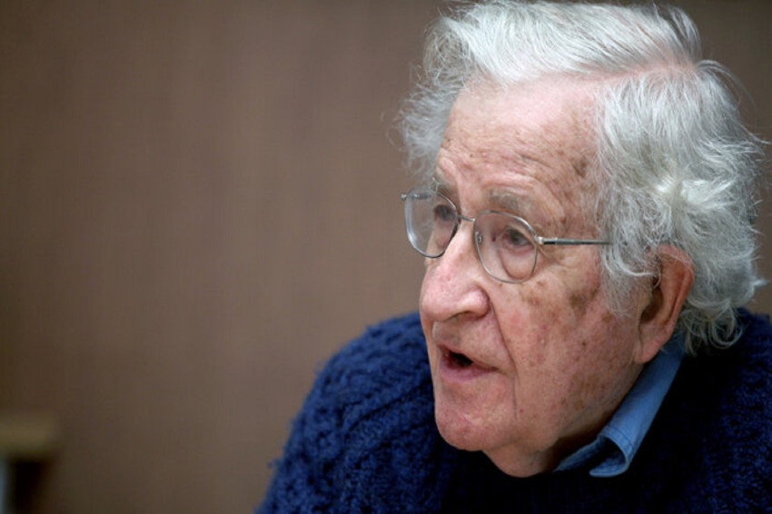 Profil Noam Chomsky, Intelektual yang Bongkar Peran AS dalam Operasi ...