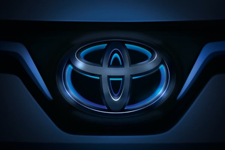 Toyota Pindahkan RAV4, Highlander, dan Sienna Listrik ke China - Ruang ...